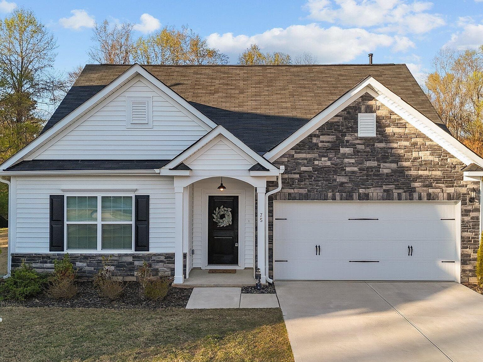 75 Red Crabapple Ct, Clayton, NC 27520 | Zillow