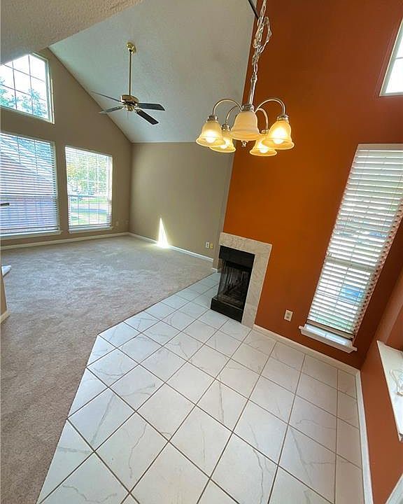 15 Carriage Crossing Ln #15, Middletown, CT 06457 | MLS #170596684 | Zillow