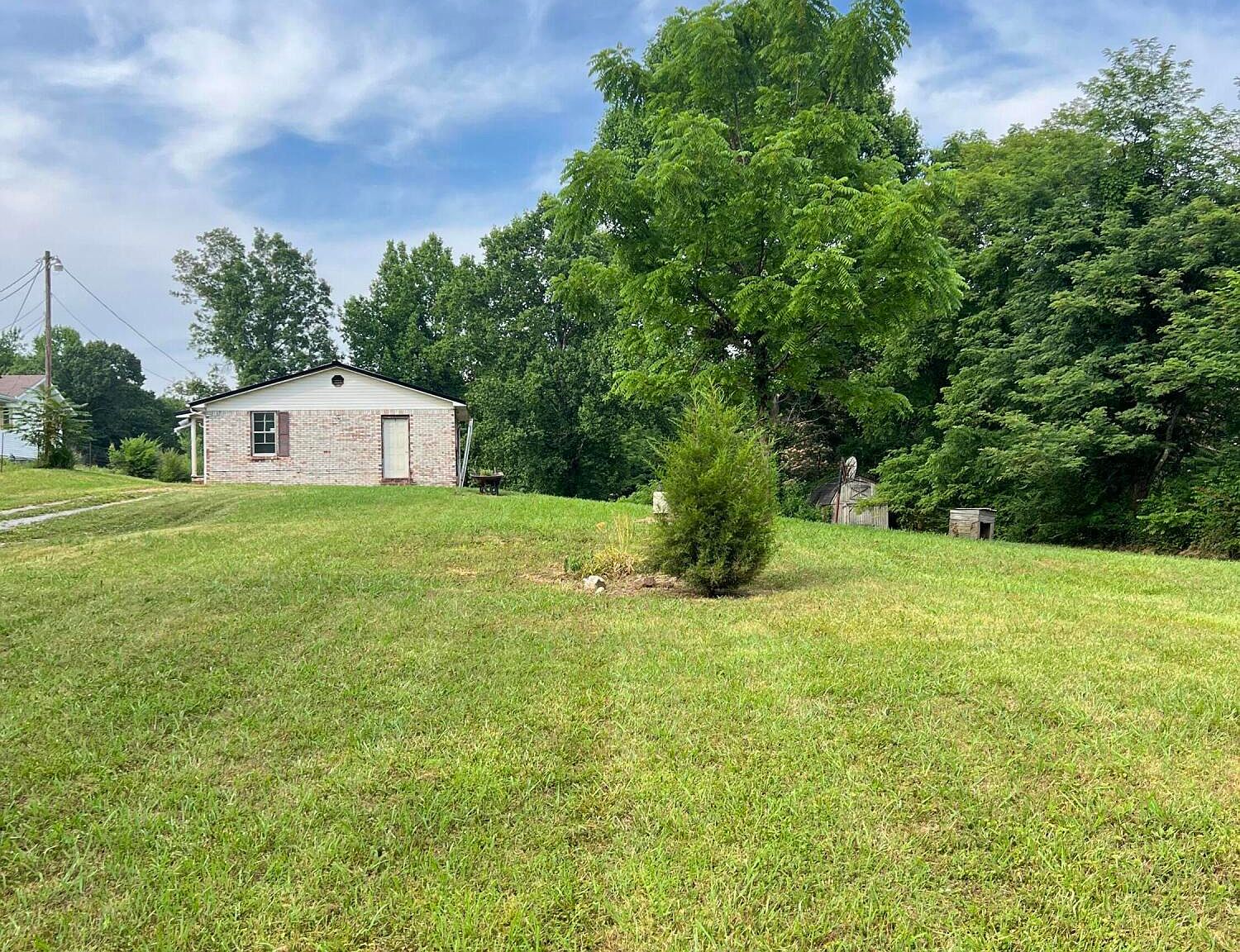 96 W Journeys End Rd, Stearns, KY 42647 | MLS #24012540 | Zillow
