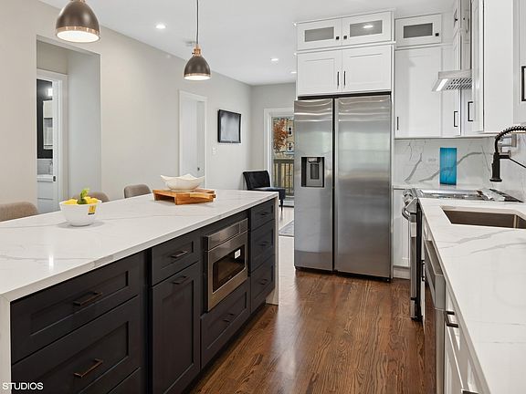 5423 W Wilson Ave, Chicago, IL 60630 | MLS #11917566 | Zillow