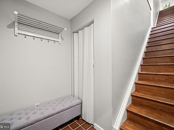 10 Saint James Ct #14, Philadelphia, PA 19106 | MLS #PAPH2242716 | Zillow