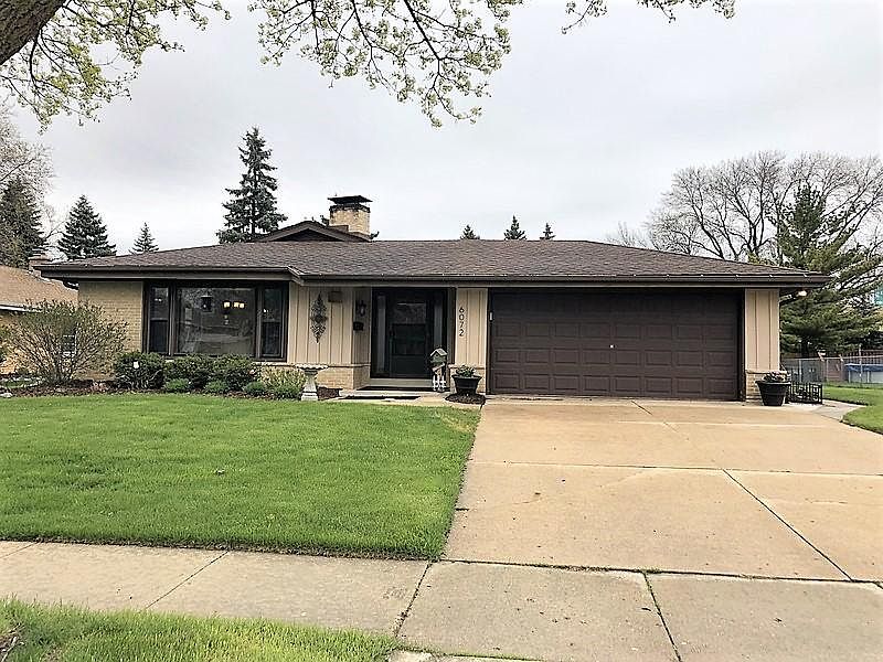 6072 S 18th St, Milwaukee, WI 53221 | Zillow