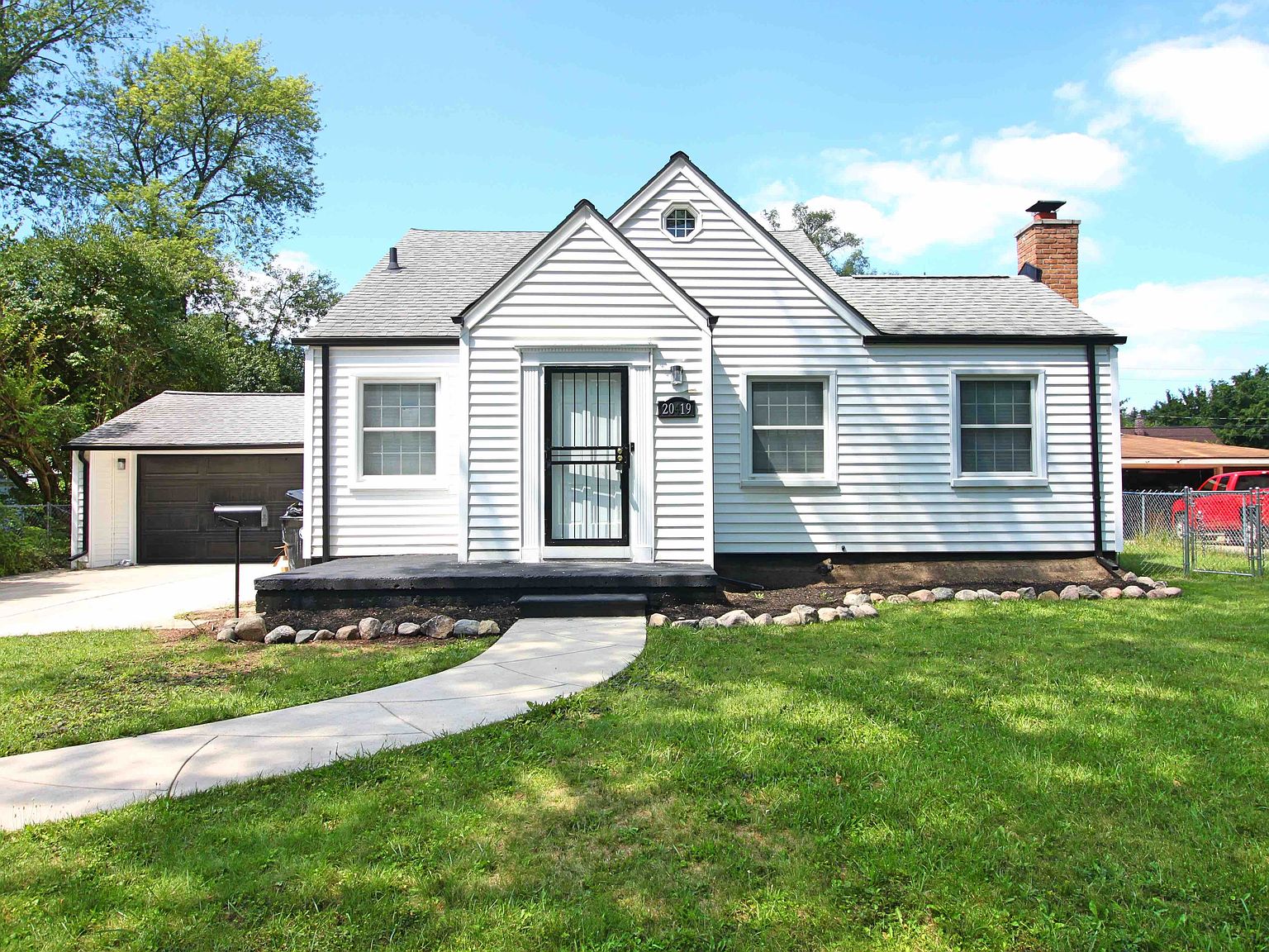 20491 Garfield, Redford, MI 48240 | Zillow