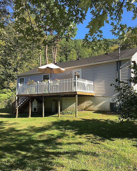 15 Charlene Ln, Slemp, KY 41763 | Zillow