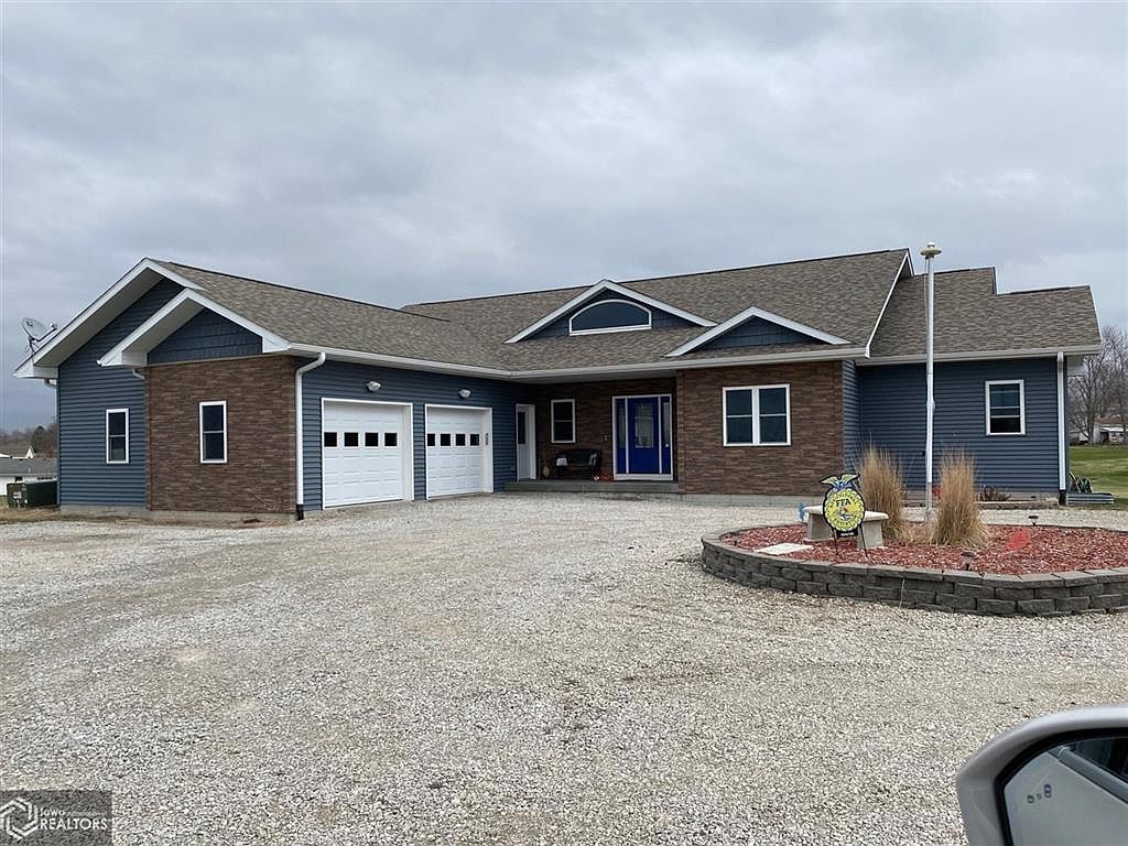 106 W Cedar Ln, New Sharon, IA 50207 | Zillow