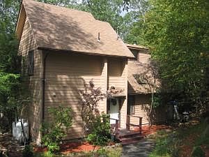 404 Cedarwood Commons, Stroudsburg, PA 18360 | Zillow