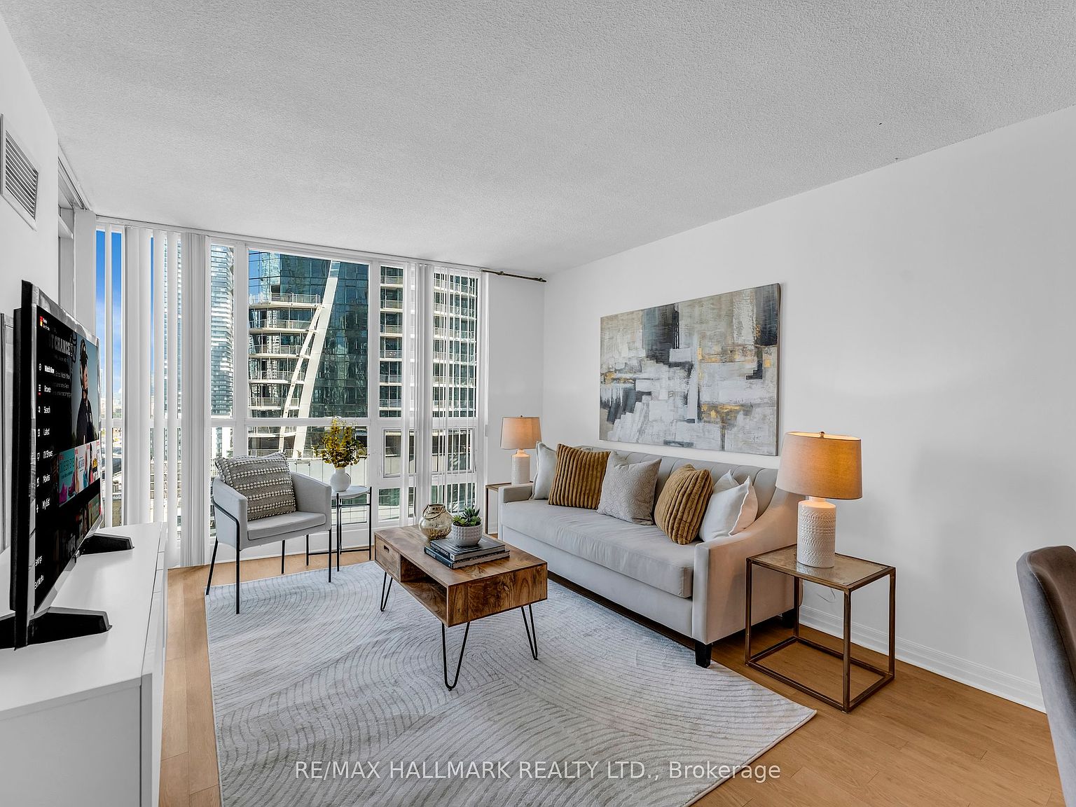 16 E E Yonge St #1908-C01, Toronto, ON M5E 2A3 | Zillow