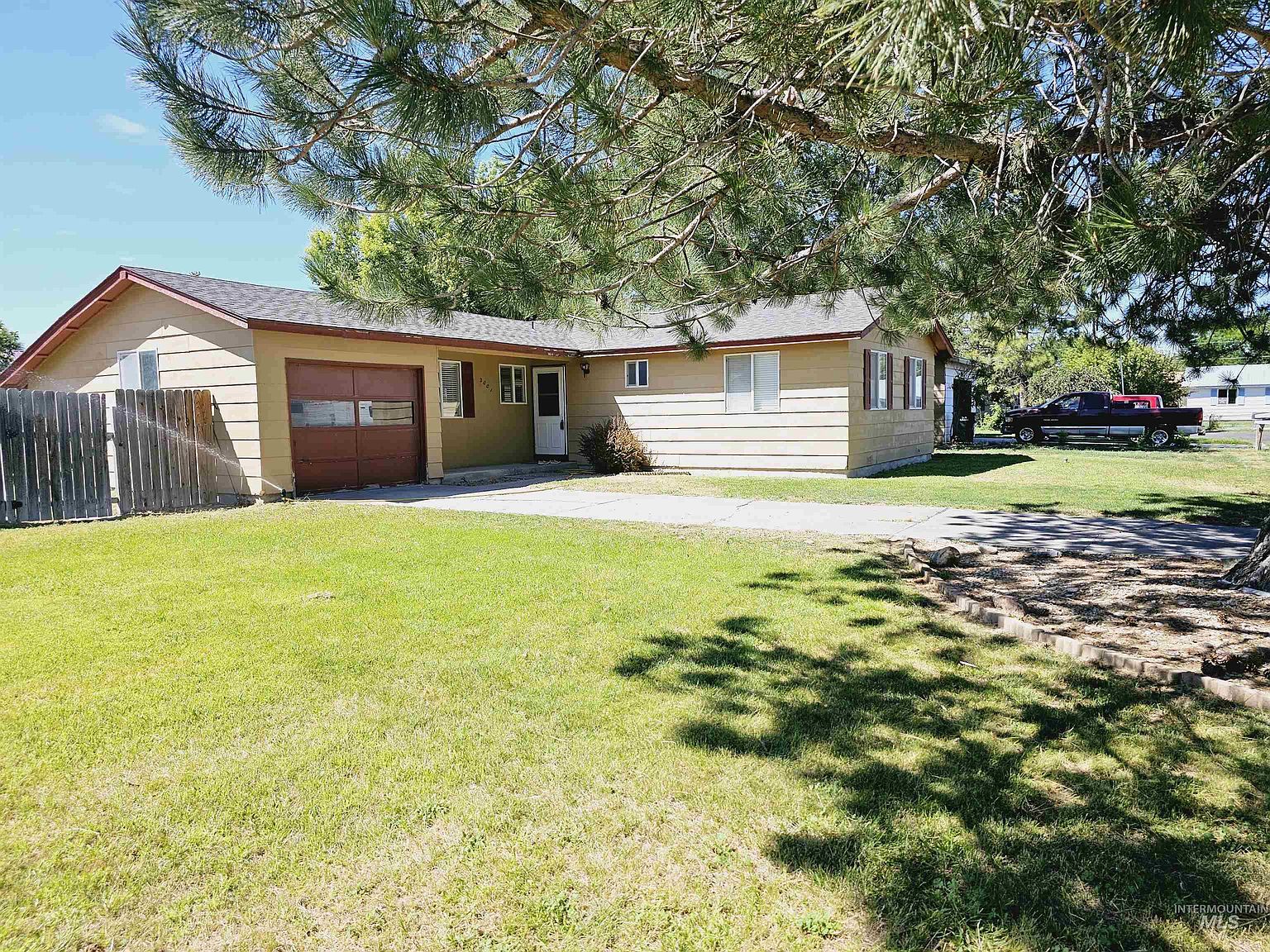 2001 Castle Pl, Heyburn, ID 83336 | MLS #98886984 | Zillow