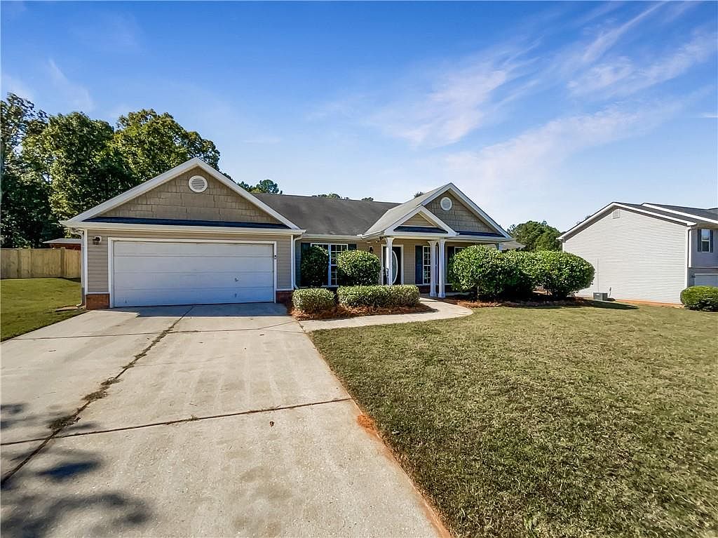 828 Brandon Dr, Winder, GA 30680 | Zillow