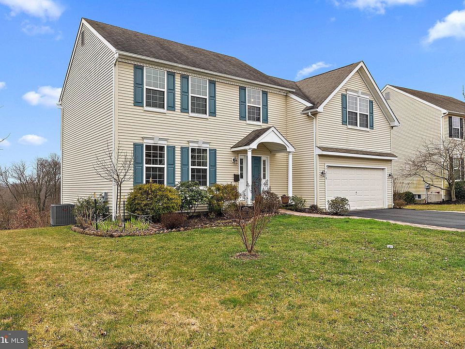 318 Providence Hill Rd, East Fallowfield, PA 19320 | Zillow