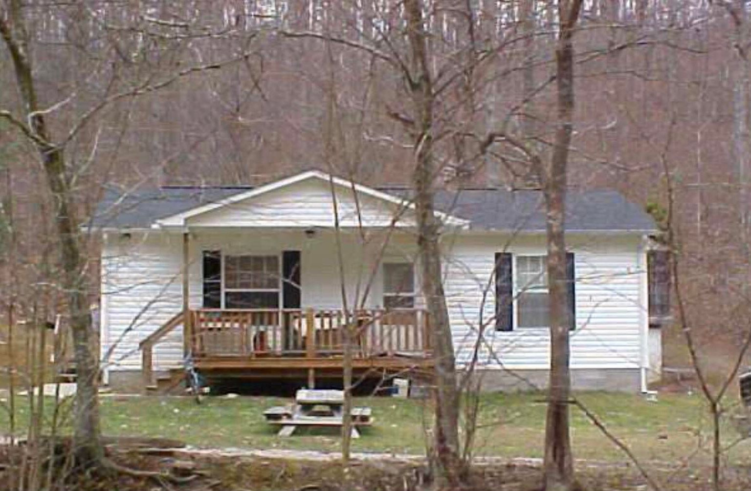 1164 Rock Creek Rd, Quincy, KY 41166 | Zillow