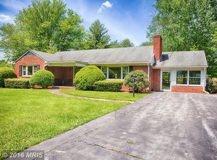 130 S Hughes St, Hamilton, VA 20158 | Zillow