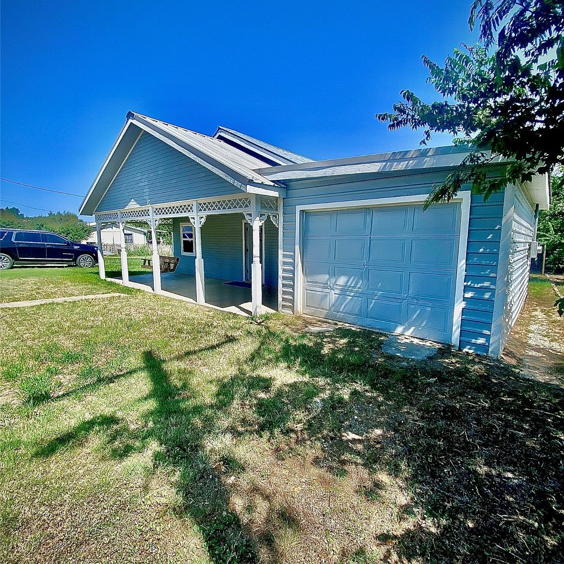 624 SW 5th St, Cross Plains, TX 76443 | MLS #20693624 | Zillow