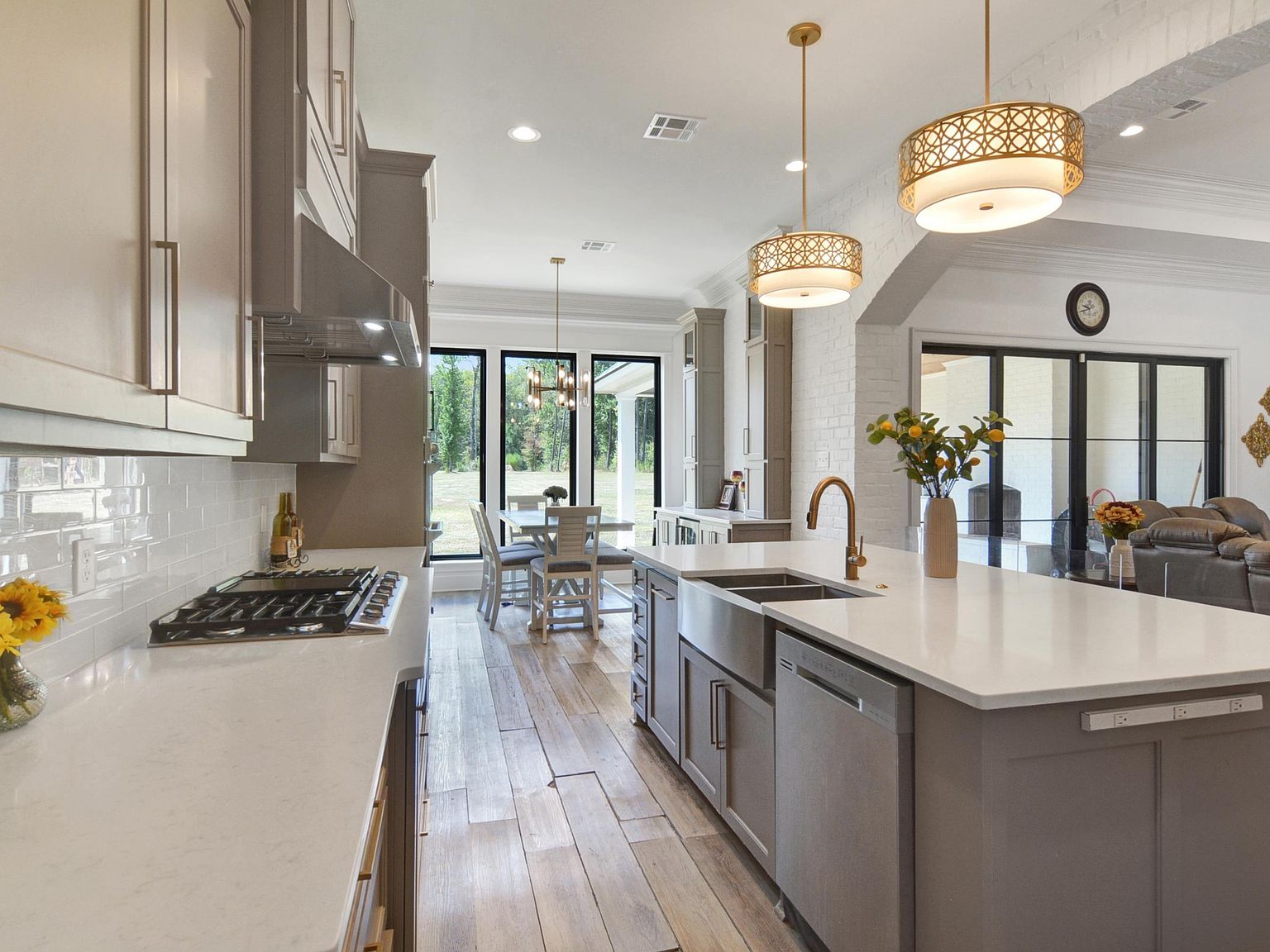 12812 Port Hudson Pride Rd, Zachary, LA 70791 | MLS #2023013504 | Zillow