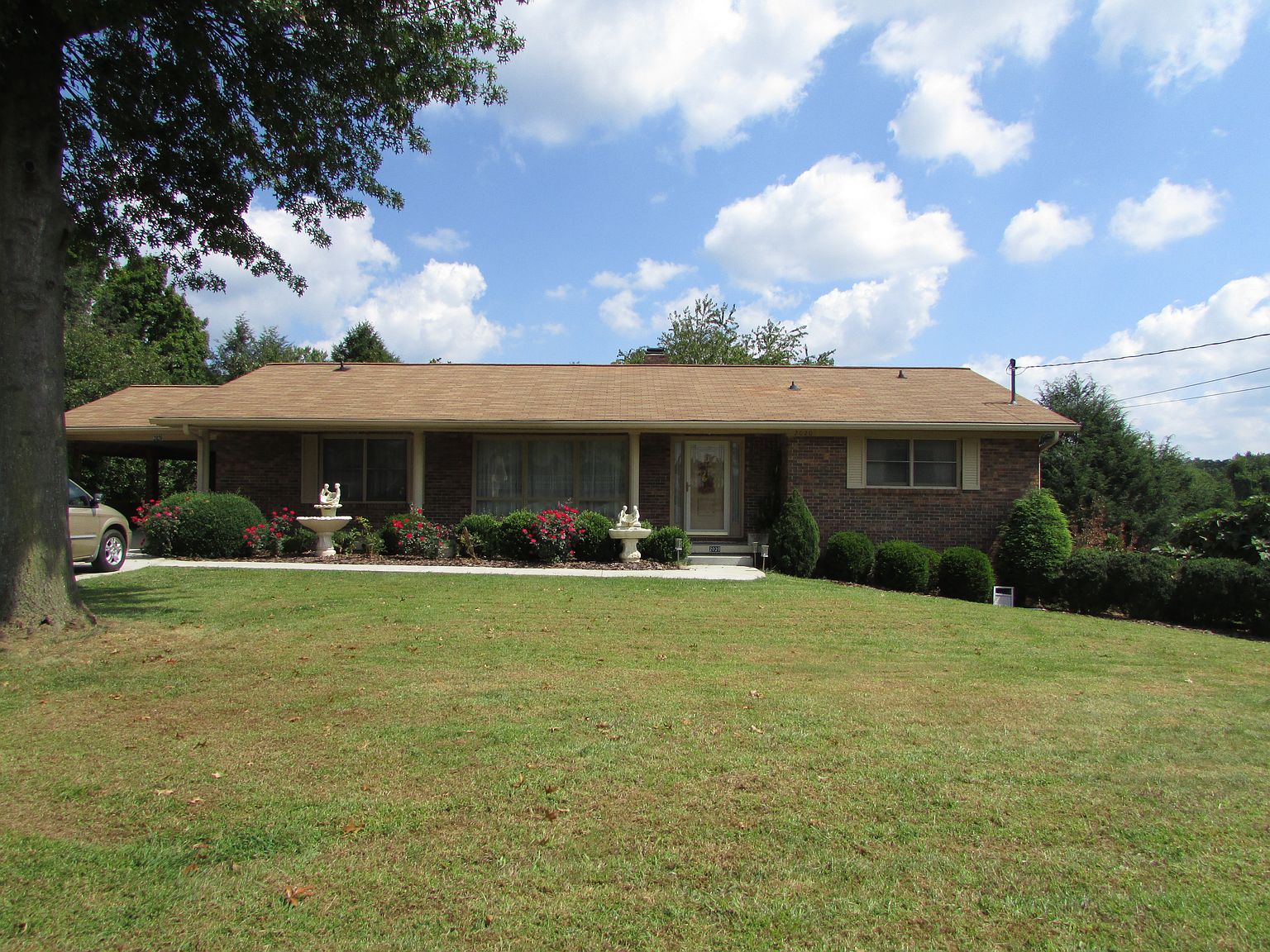 2020 Sundale Rd, Johnson City, TN 37604 | Zillow