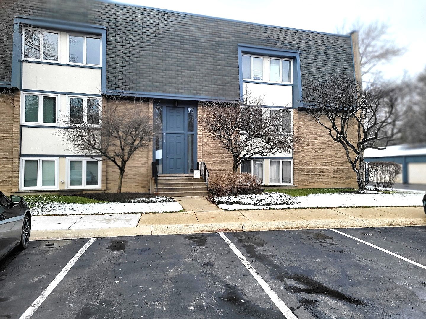 2113 Ammer Ridge Ct UNIT 301, Glenview, IL 60025 | MLS #11958061 | Zillow