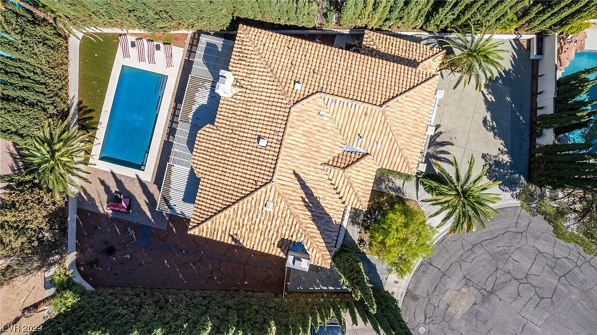 9428 Angelfish Dr, Las Vegas, NV 89117 | Zillow