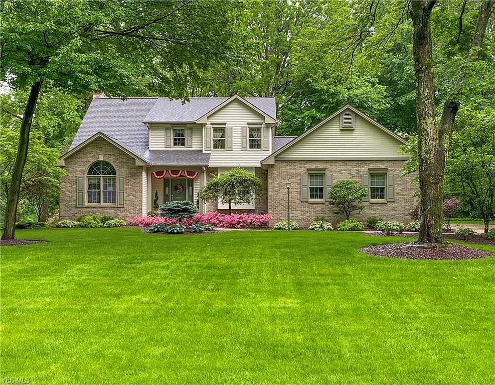 1973 Pearce Cir, Salem, OH 44460 | Zillow