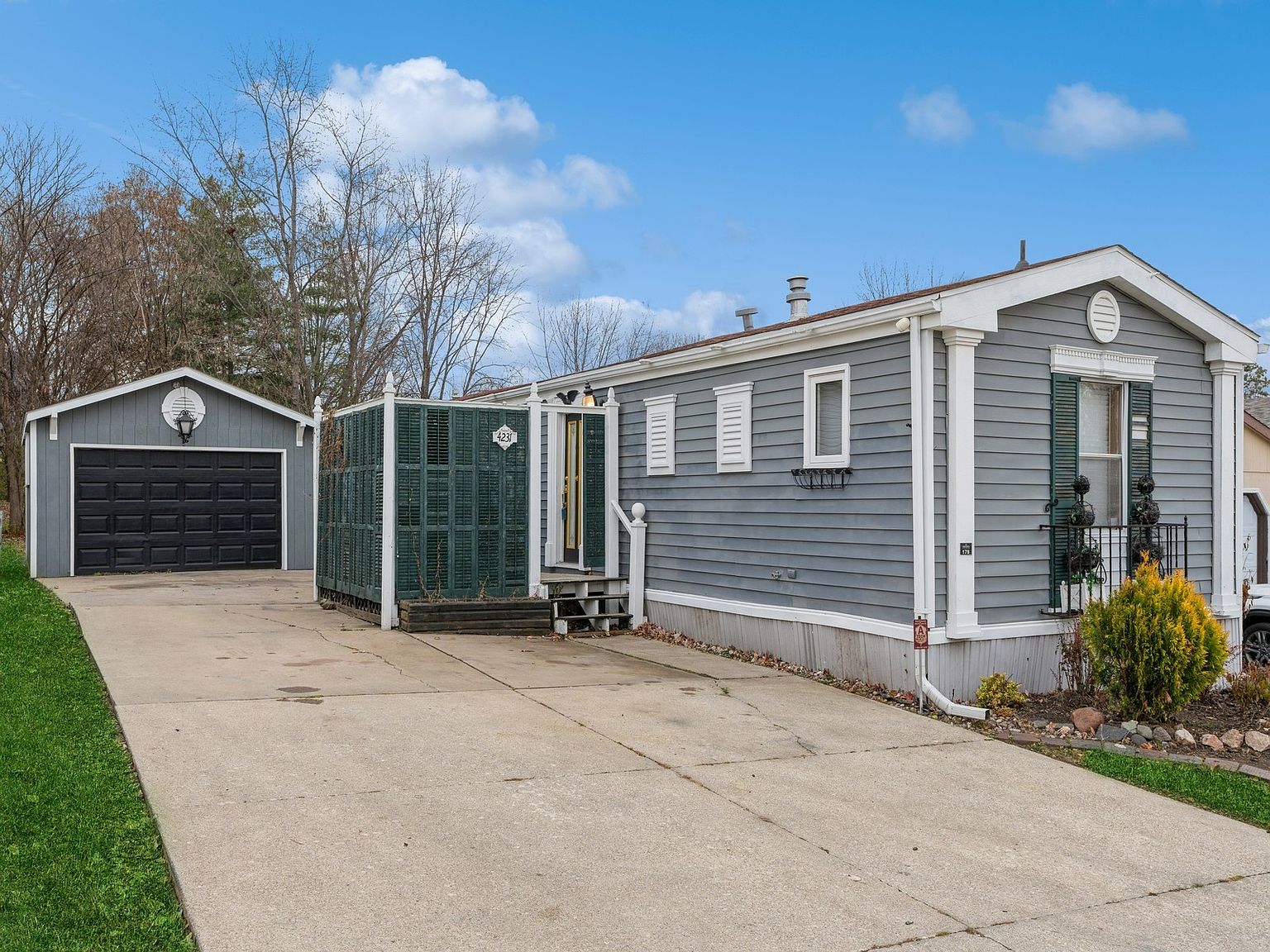 4231 Berwick Dr LOT 127, Des Moines, IA 50320 | Zillow
