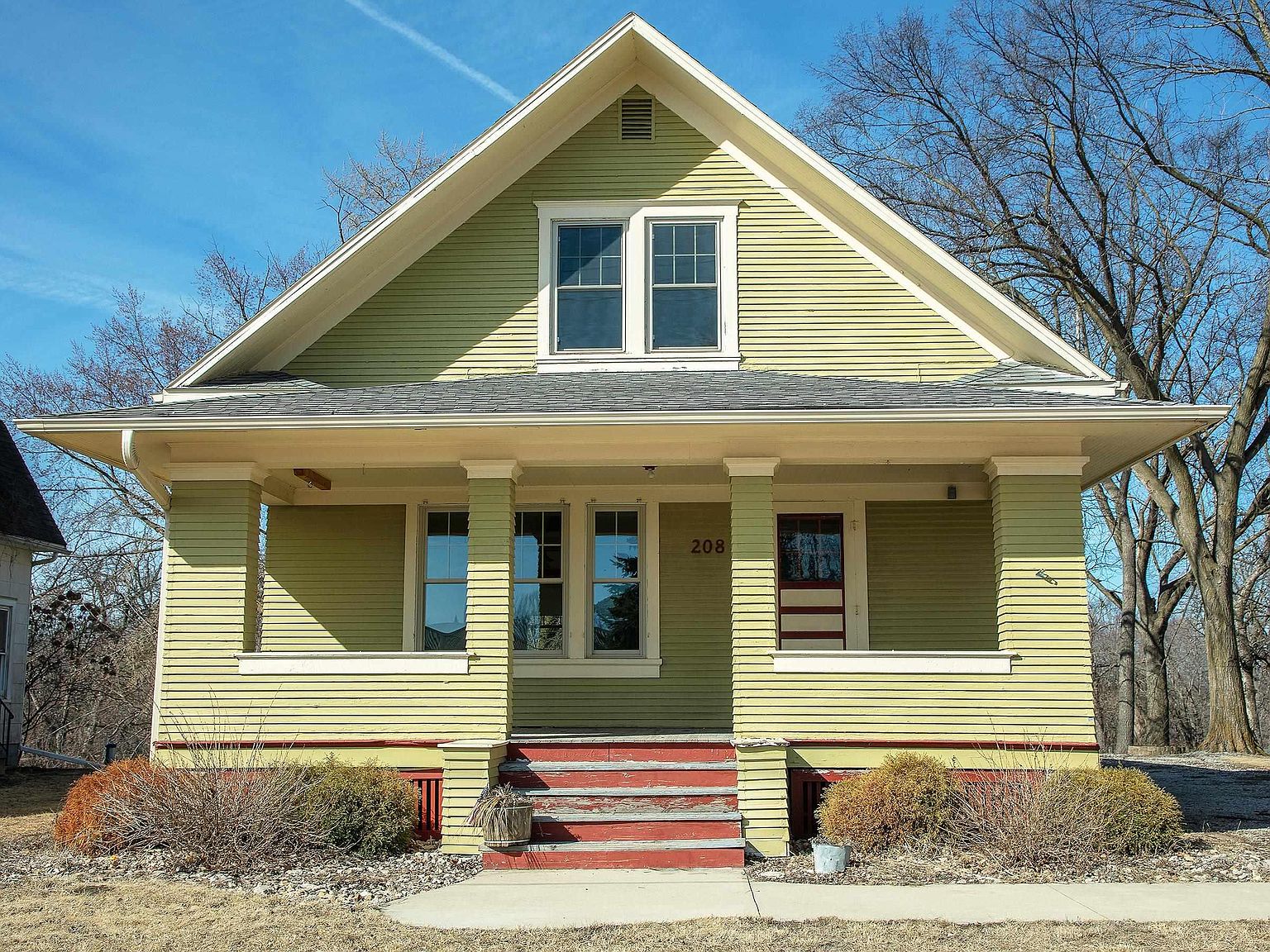 208 1st Ave, Frederika, IA 50631 | Zillow