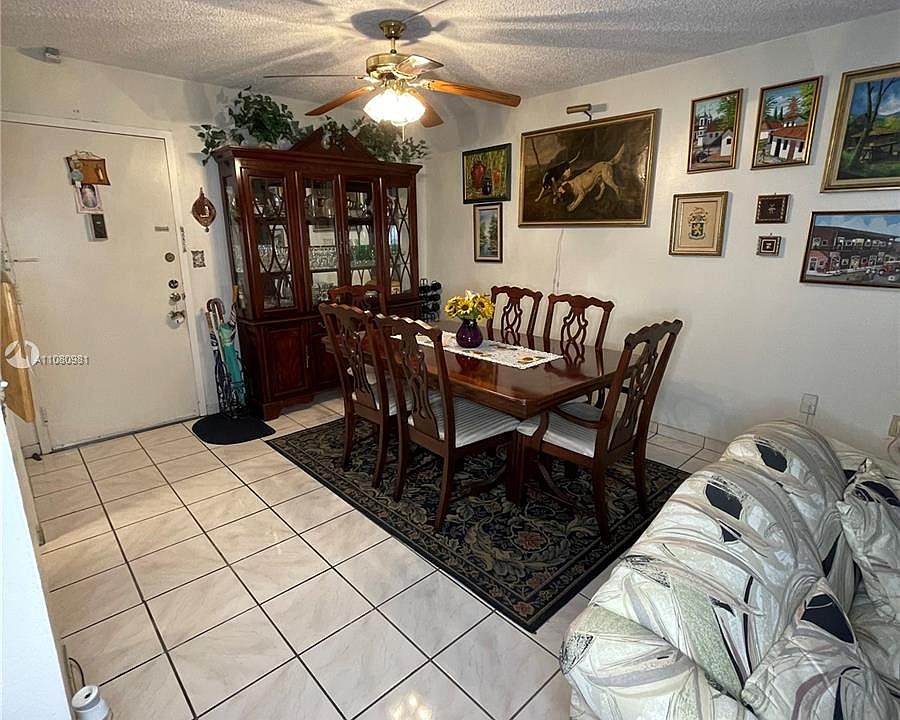 Golfview Club At Fontainebleau Park Condominiums - 9682 Fontainebleau ...