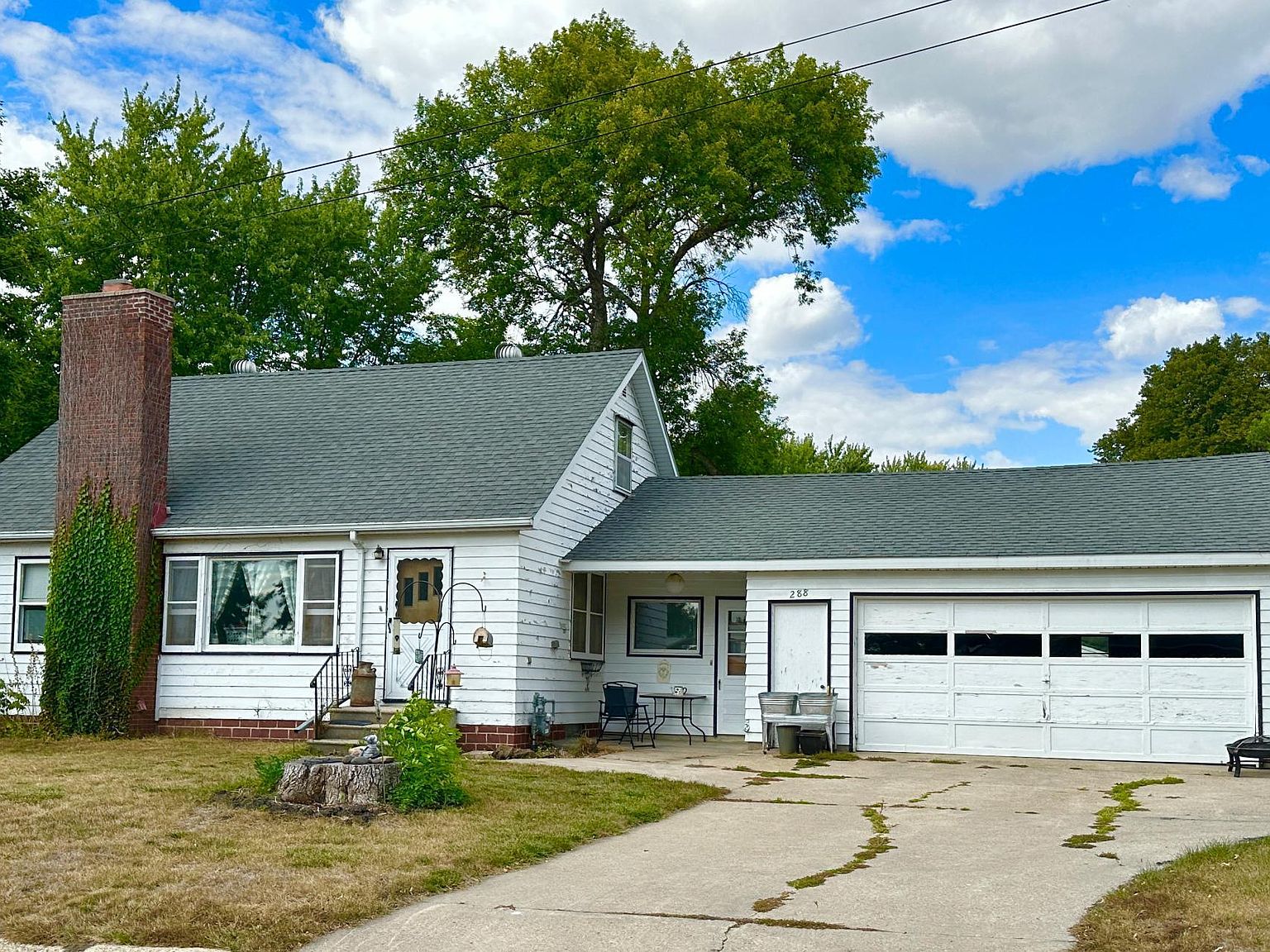 288 Scotte Ln, Alden, MN 56009 | Zillow