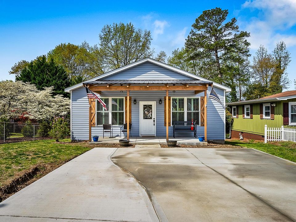405 Pine St, Greer, SC 29651 | Zillow
