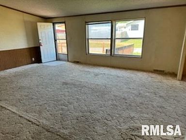 126 Douglas St, Alsey, IL 62610 | Zillow