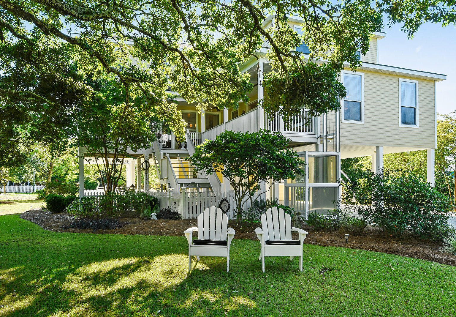 111 Barkley Dr, Pass Christian, MS 39571 | Zillow