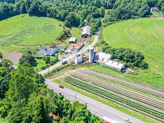 6287 Poage Valley Rd, Roanoke, VA 24018 | Zillow