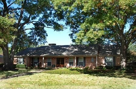 4627 Hallmark Dr, Dallas, TX 75229 | Zillow