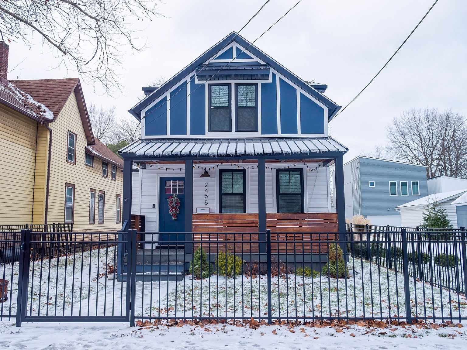 2465 Tremont Ave, Cleveland, OH 44113 | Zillow
