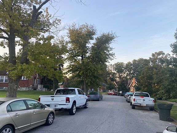 8647 Annetta Ave, Saint Louis, MO 63147 | Zillow