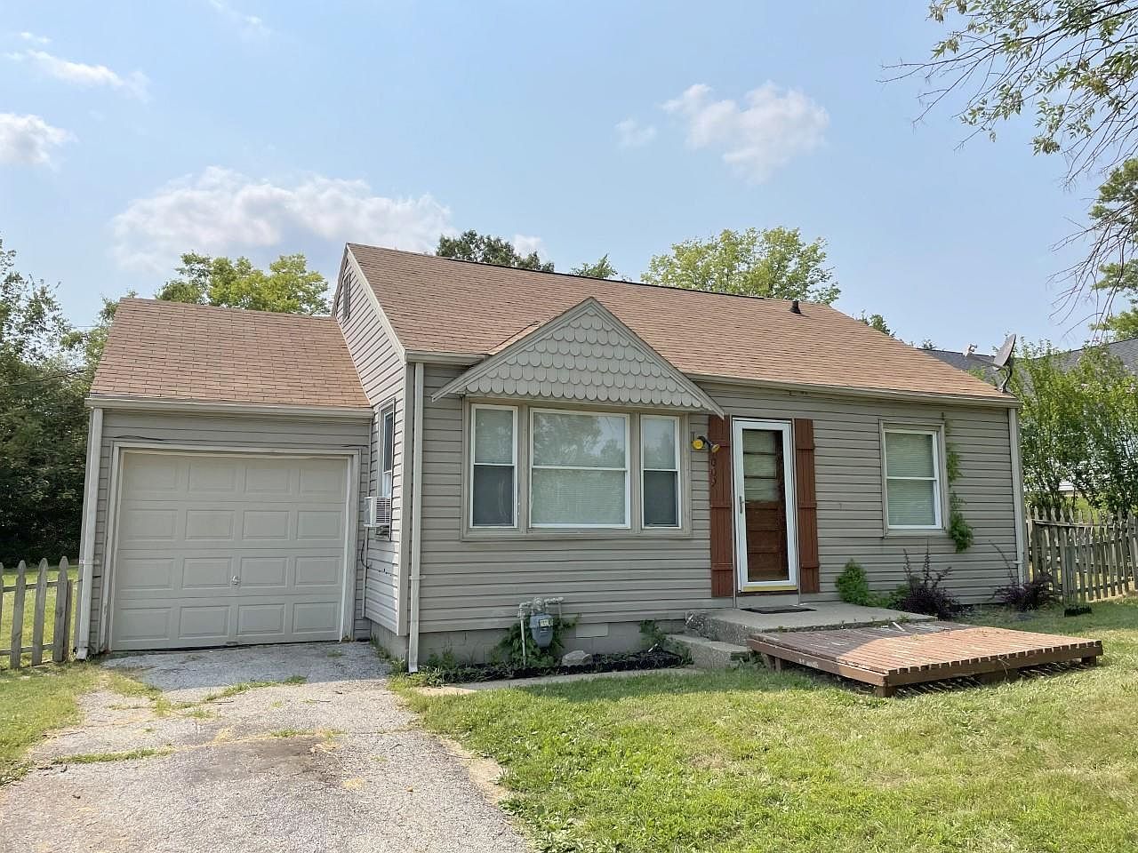 1009 Crump Ln, Columbia, MO 65202 | Zillow