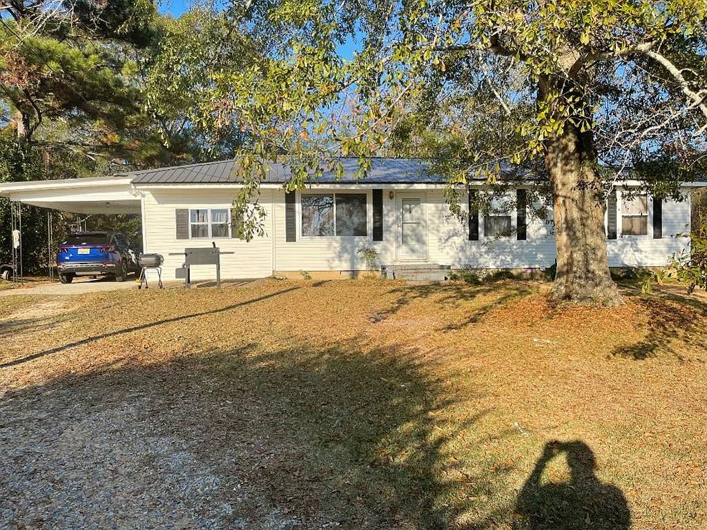 539 County Road 6629, Banks, AL 36005 | Zillow