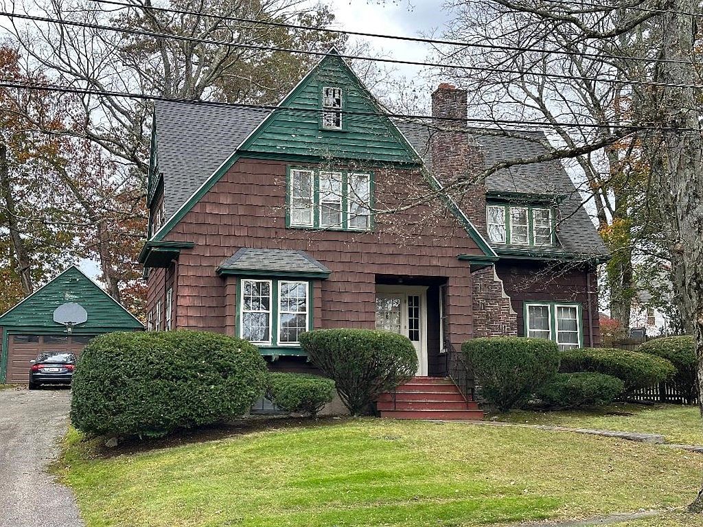 114 Garden St, Needham, MA 02492 | Zillow
