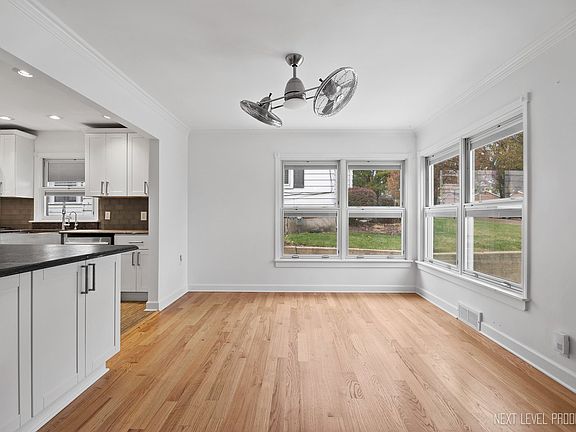 635 Ohio Ave, St Charles, IL 60174 | MLS #11924942 | Zillow