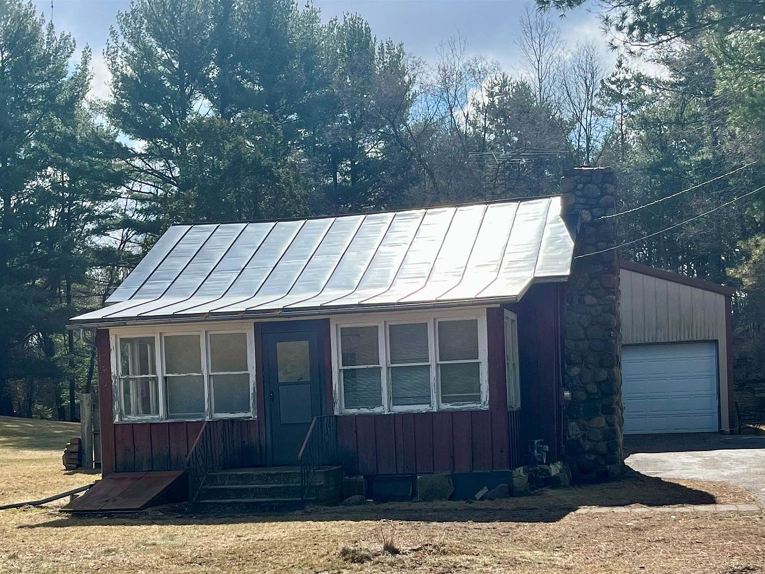 N3014 County Rd E, Waupaca, WI 54981 | MLS #50306306 | Zillow