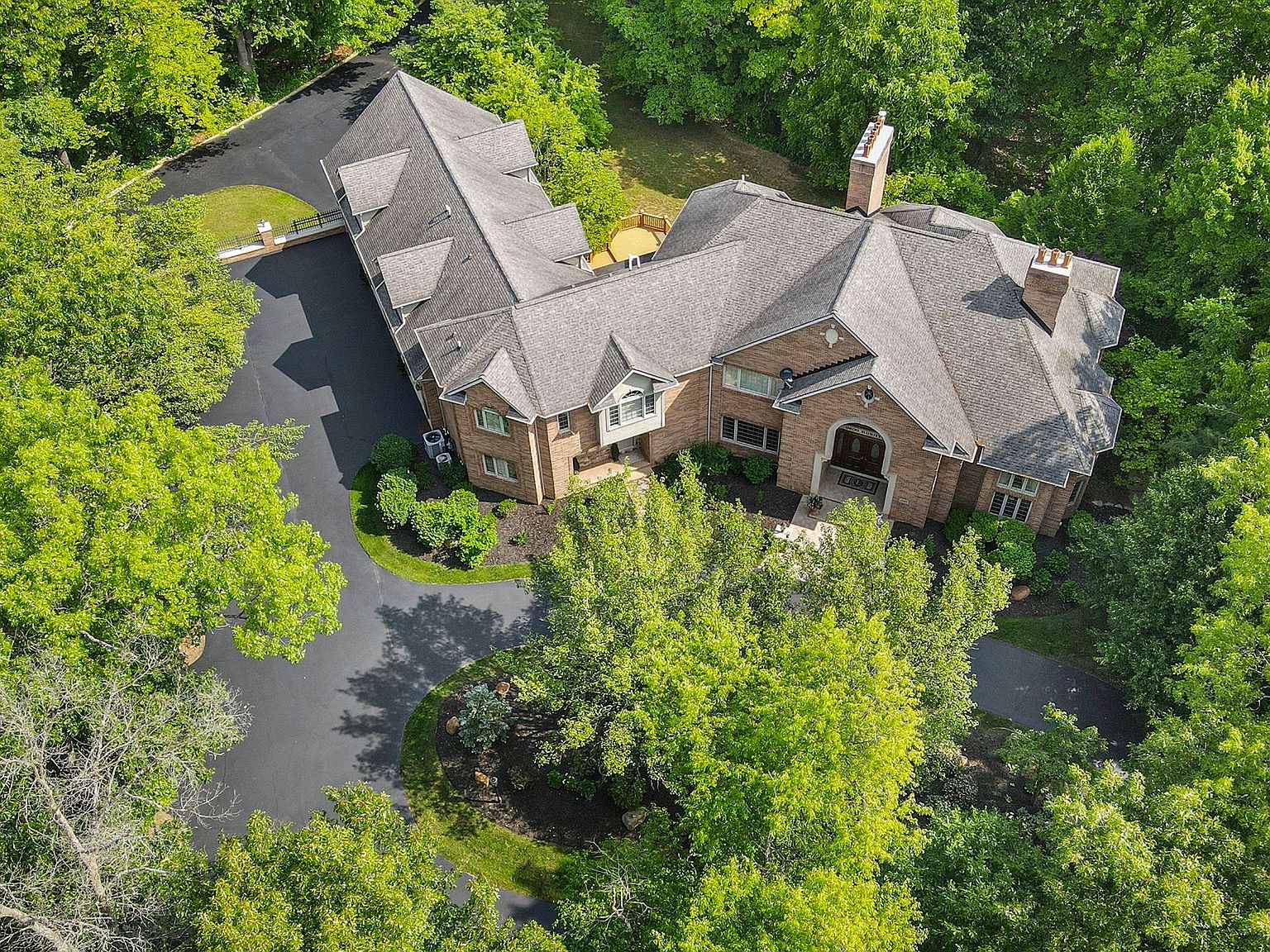 9600 N Rushton Rd, South Lyon, MI 48178 | Zillow