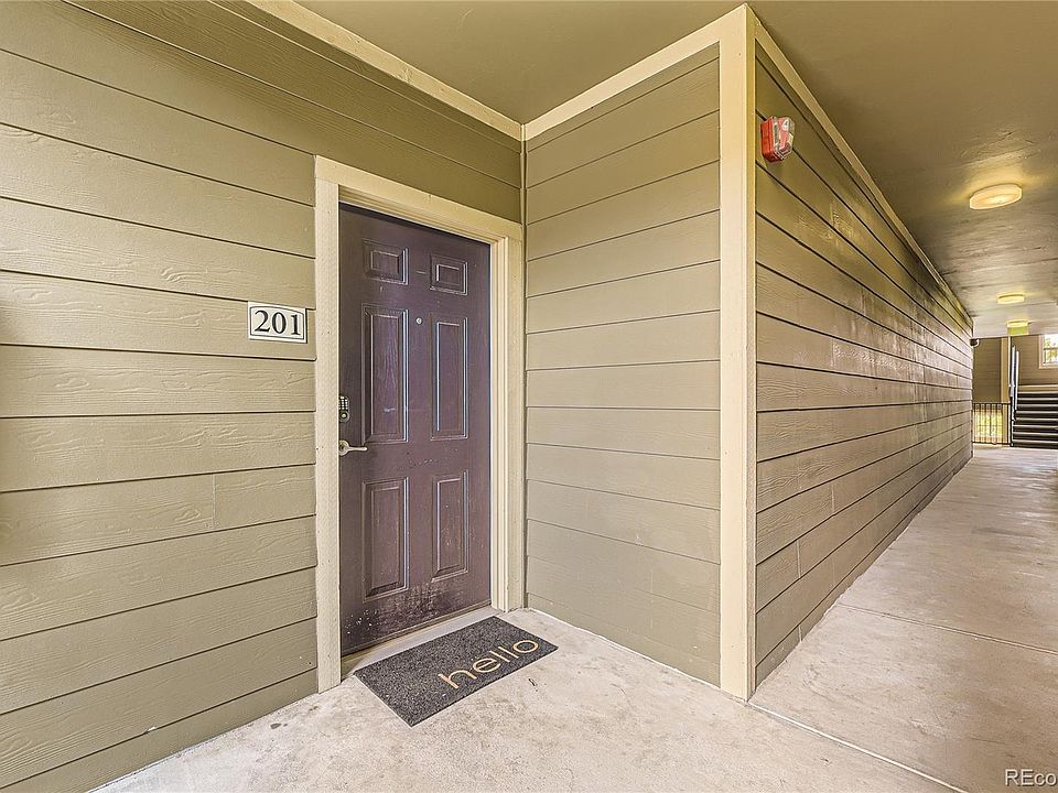 Prairie Walk On Cherry Creek Condominiums - 17443 Nature Walk Trl ...