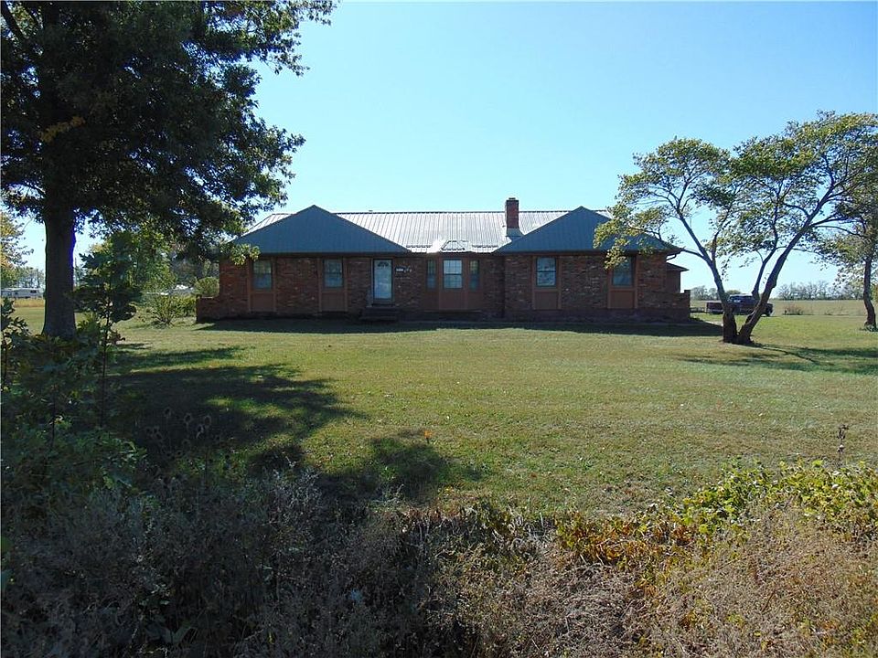 29512 Old Highway 7, Garden City, MO 64747 | MLS #2515710 | Zillow