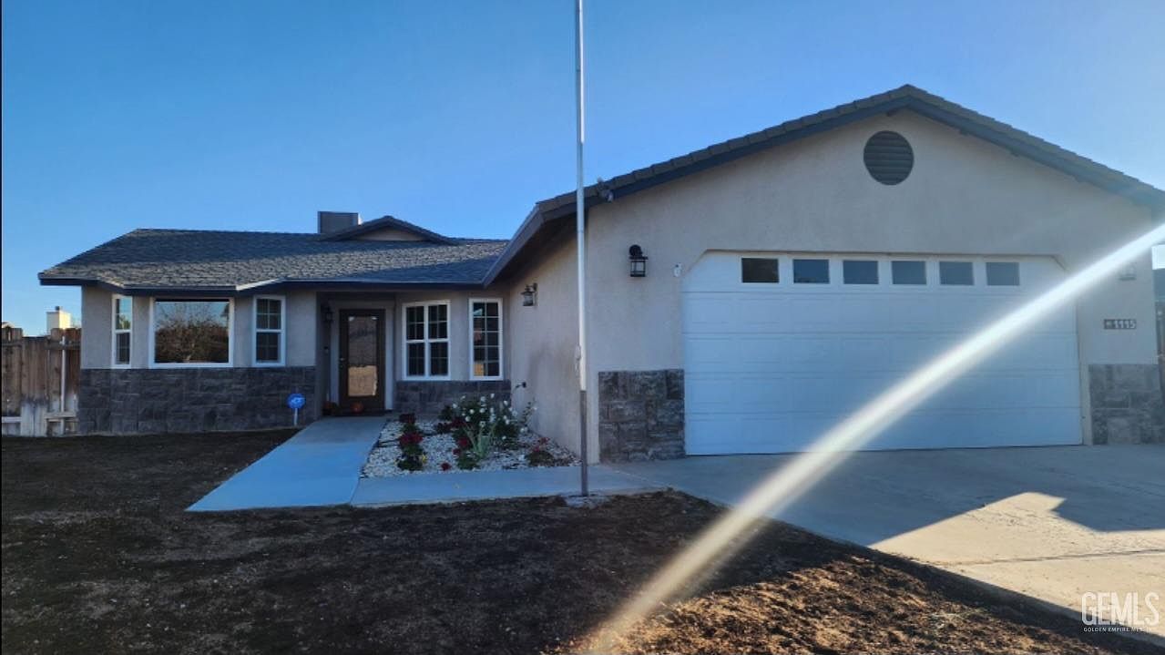 1115 W Las Flores Ave, Ridgecrest, CA 93555 | MLS #202311249 | Zillow