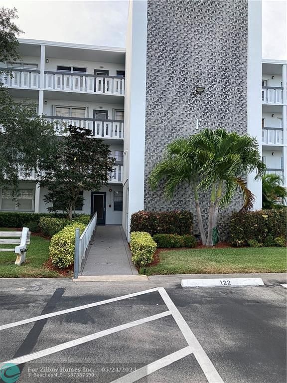 3071 Oakridge F UNIT 3071, Deerfield Beach, FL 33442 | Zillow