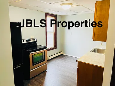 123 Maple St Woonsocket RI | Zillow