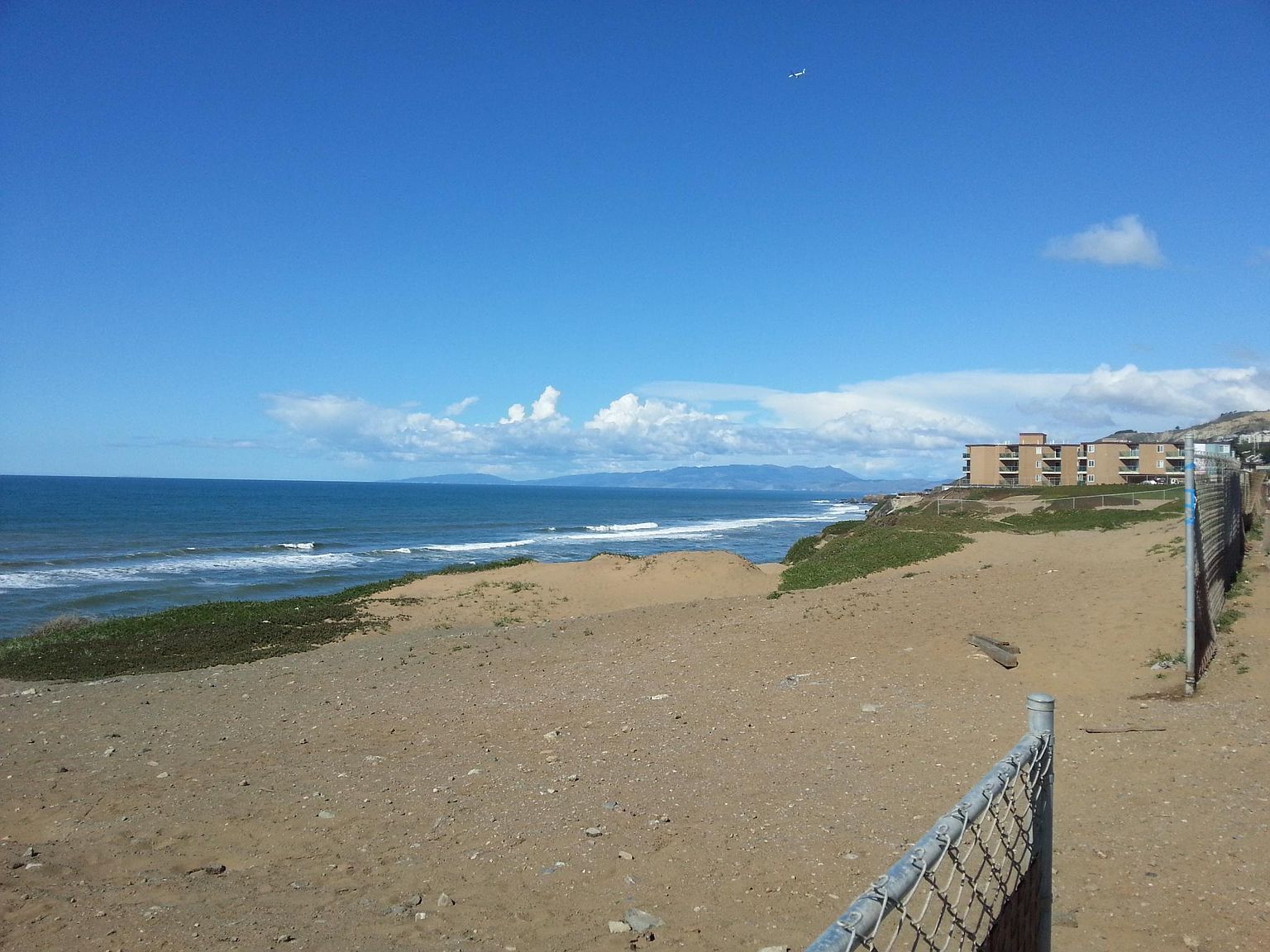 110 Monterey Rd APT 14, Pacifica, CA 94044 | Zillow