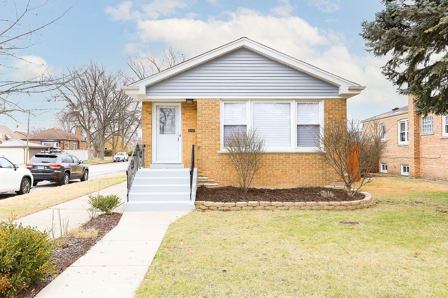 10401 S Troy St, Chicago, IL 60655 | Zillow