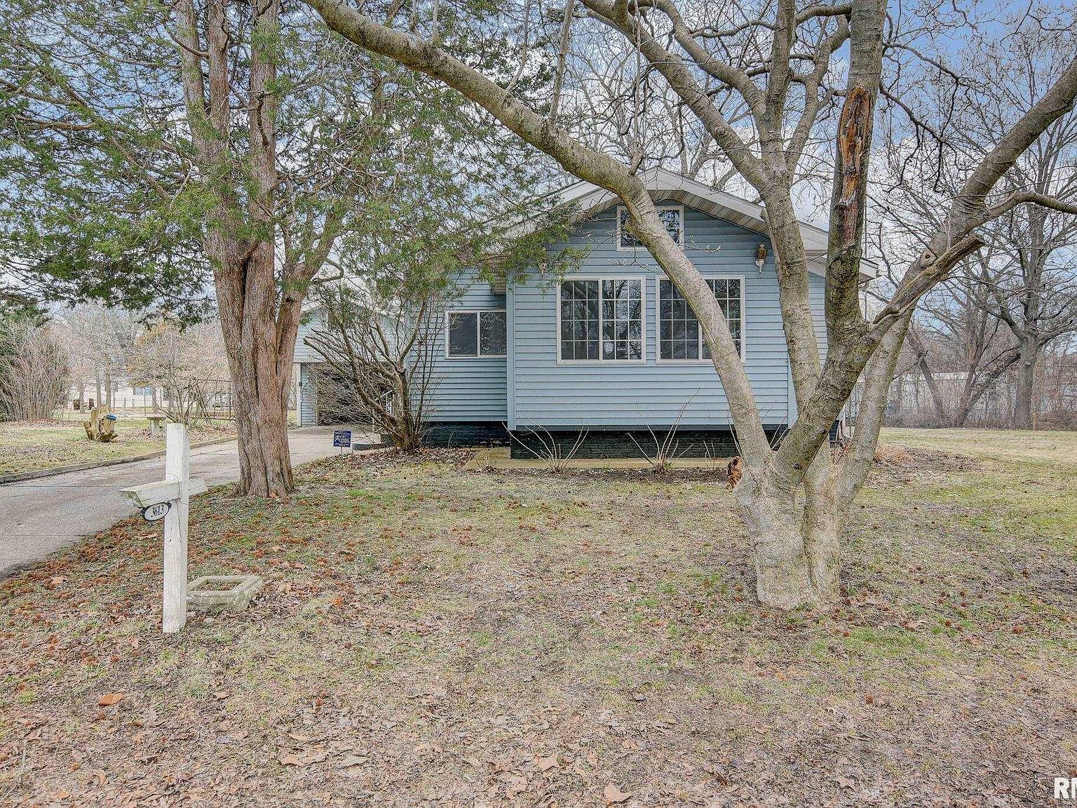 3613 Sangamo Heights Ln, Springfield, IL 62702 | Zillow