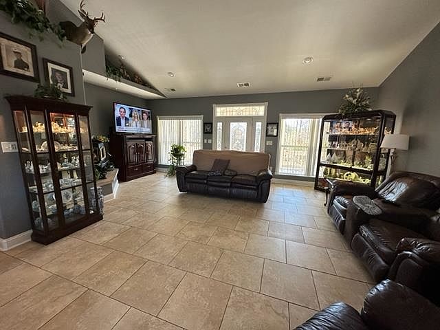 3123 Jeter Rd, Clifton, TN 38425 | MLS #10160287 | Zillow