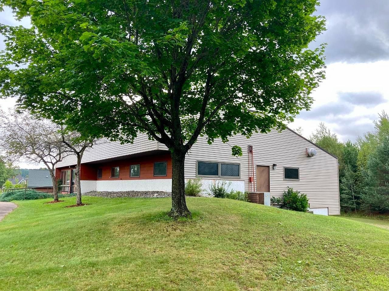 207 W Pioneer St, Crandon, WI 54520 | MLS #212703 | Zillow