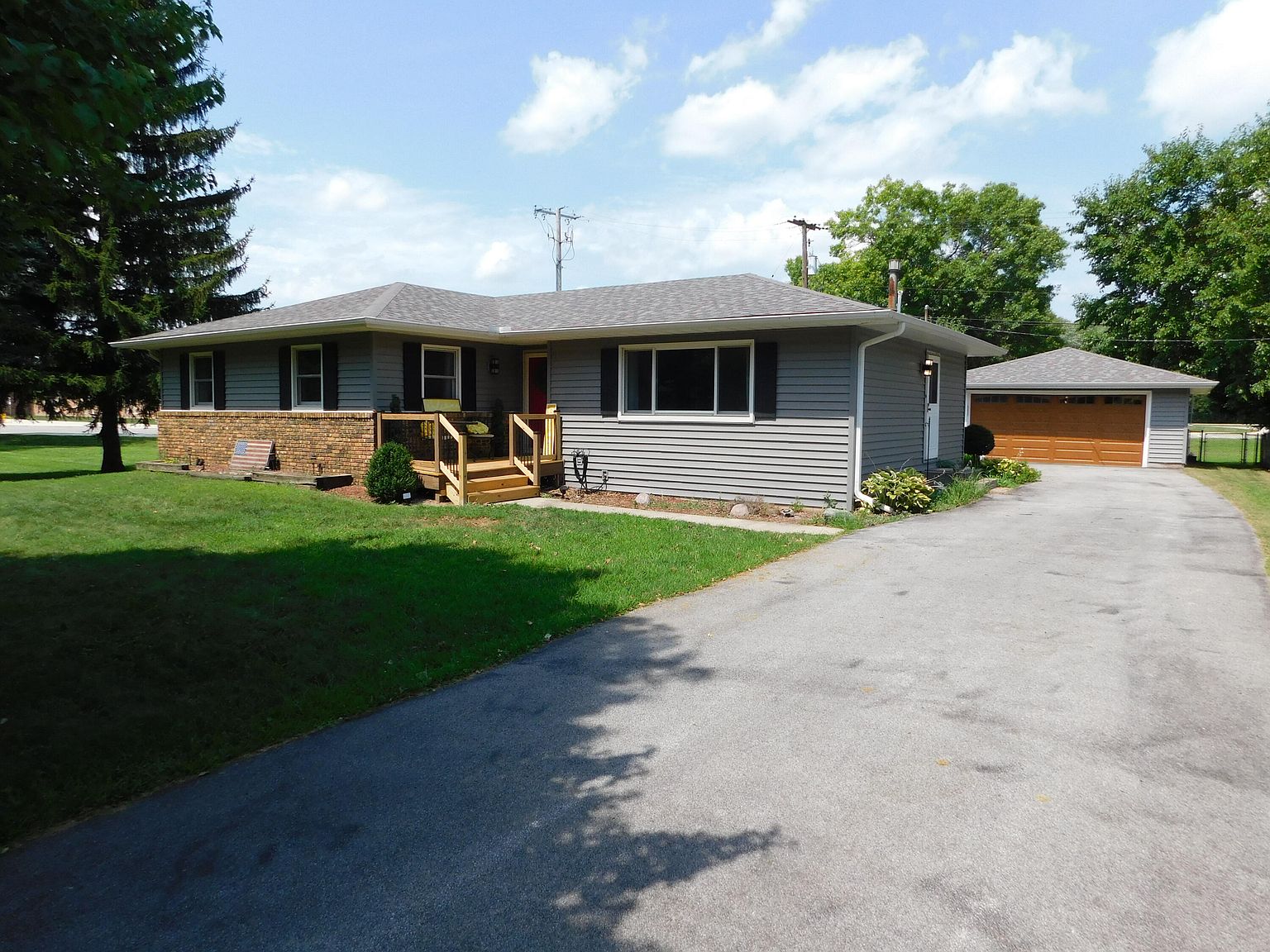 542 Dunewood Dr, Chesterton, IN 46304 | MLS #825857 | Zillow